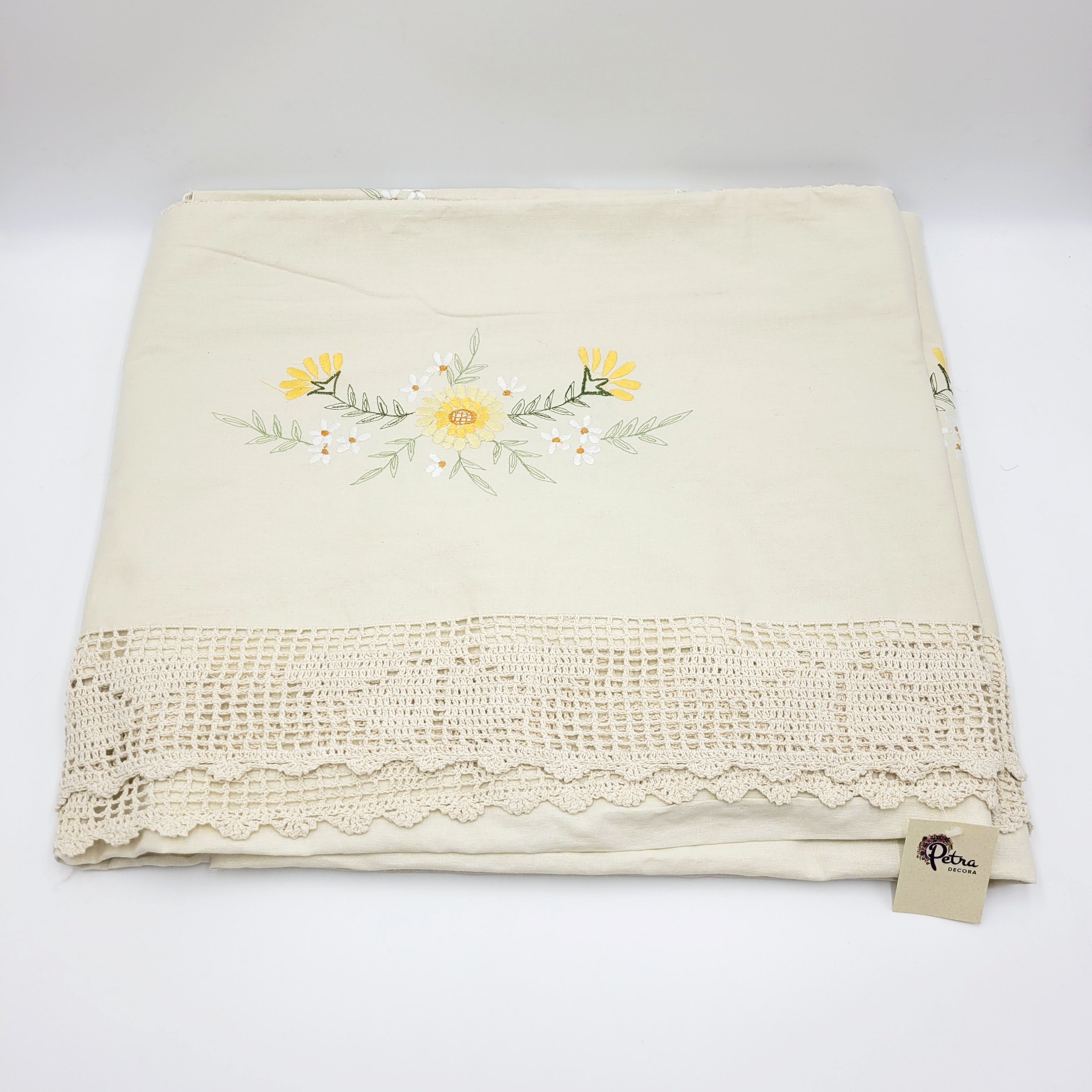 Mantel puntilla flor lino beige 1.68x2.65 cm – Petra Decora